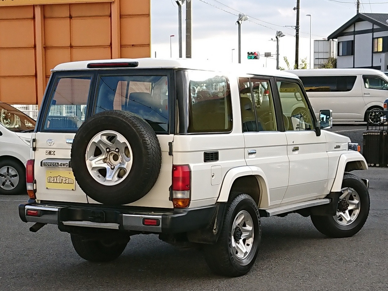 入庫情報☆HZJ76☆ランクル70入庫しました！！｜ランクル専門店ですのでランドクルーザーだけ..｜flexdream blog