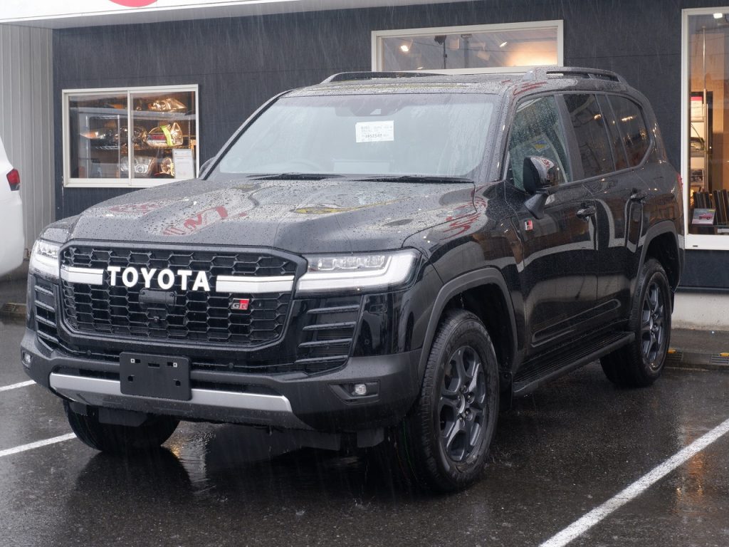 遂に！！！ランクル300GRが入庫しちゃいました ｜USトヨタ逆輸入車専門店スタッフの独り言｜flexdream blog