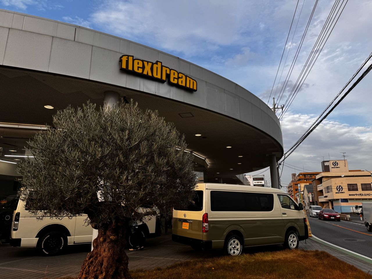 ハイエース専門店のカスタムビークル｜flexdream blog